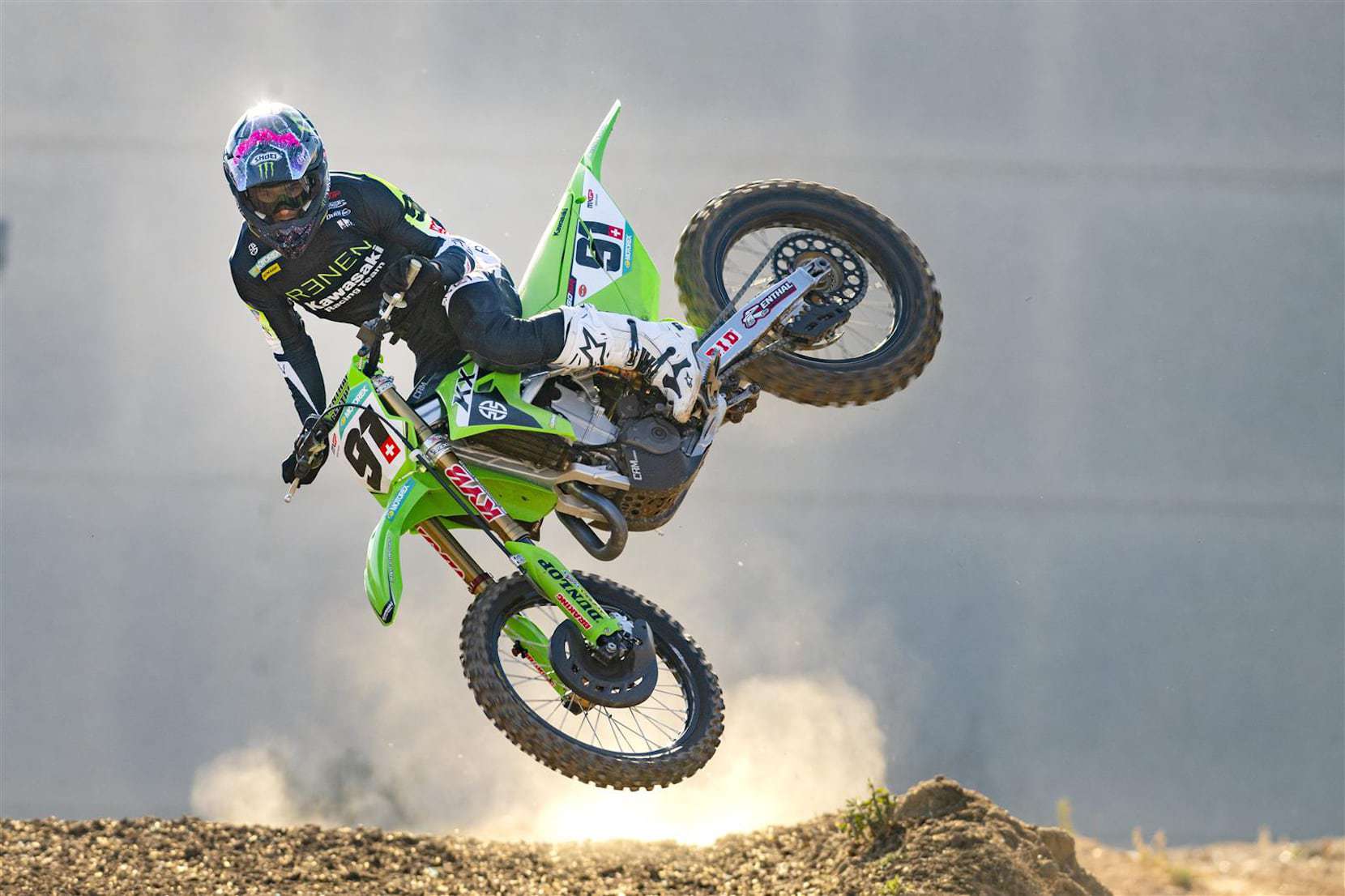 Das Kawasaki Racing Team heißt Jeremy Seewer in seinen Reihen ...
