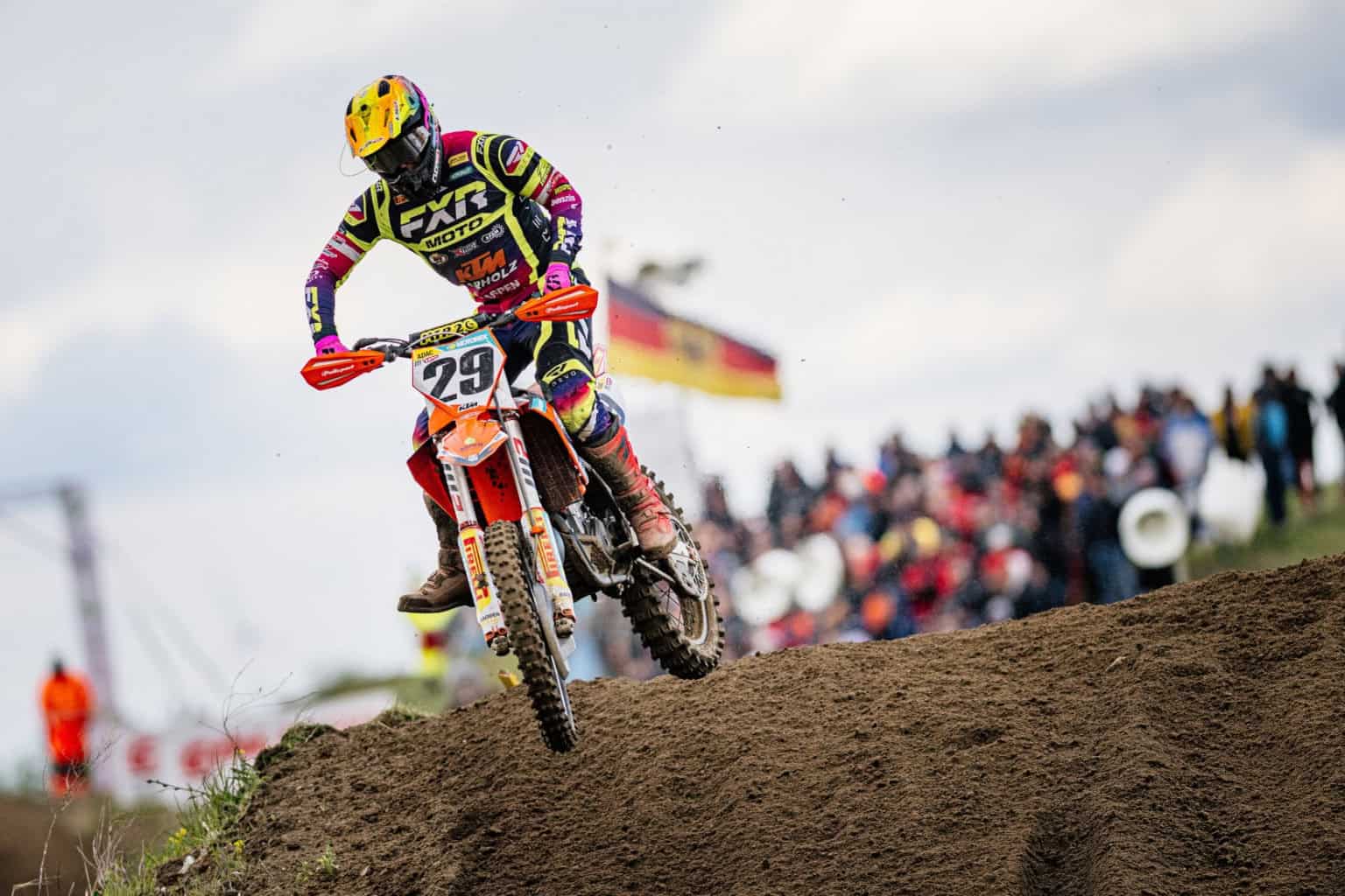 Durchwachsener Auftakt in die ADAC MX Masters-Saison für das KTM Sarholz Racing Team - CROSS Magazin