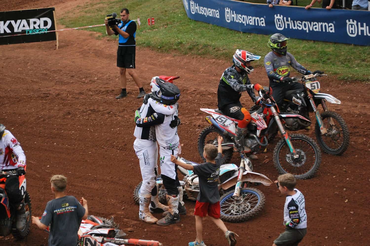 DJMV-Fahrer mehrfach auf dem Siegerpodium der CROSS FINALS - CROSS Magazin