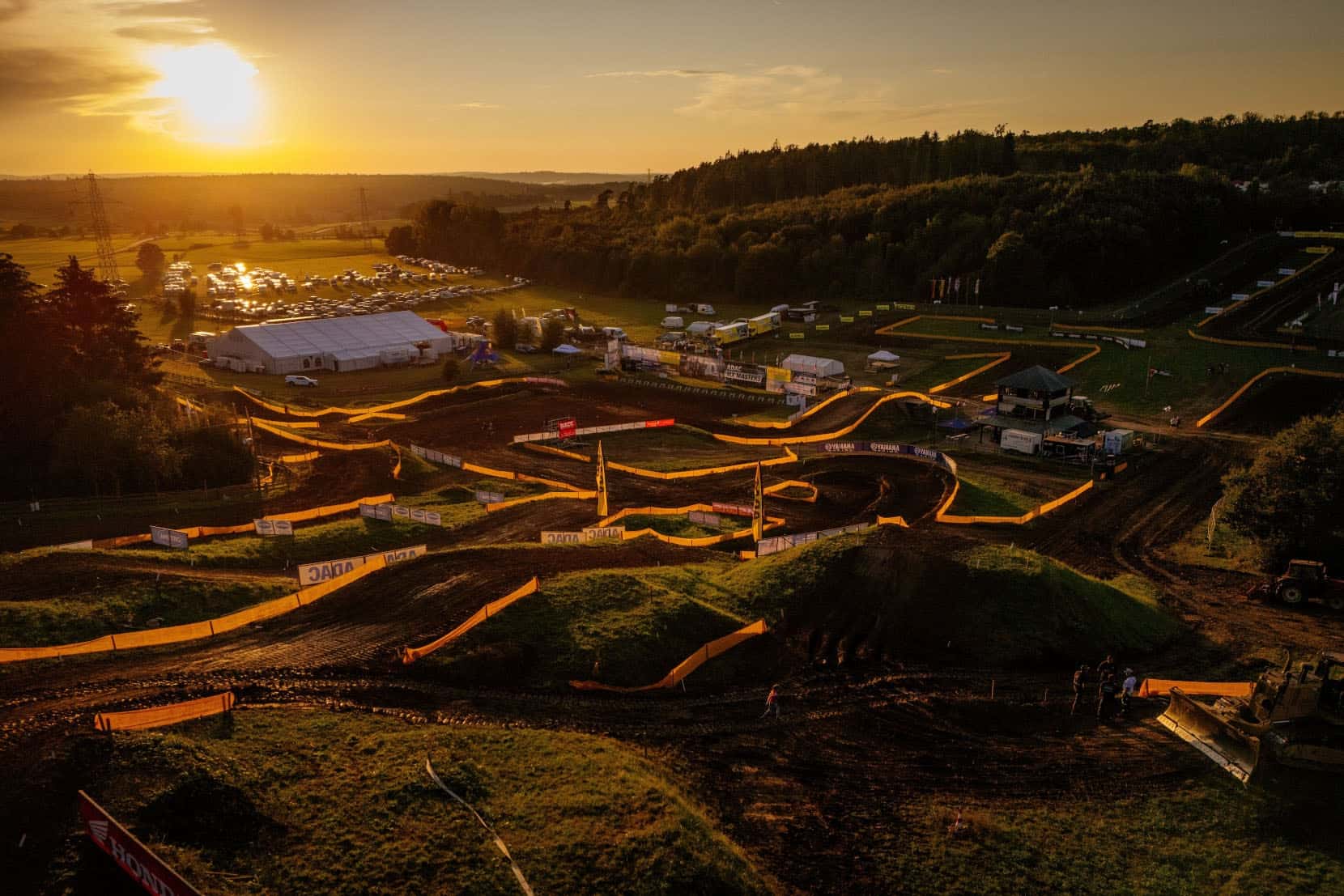 ADAC MX Masters 2025 mit Premiere in Frankreich - CROSS Magazin