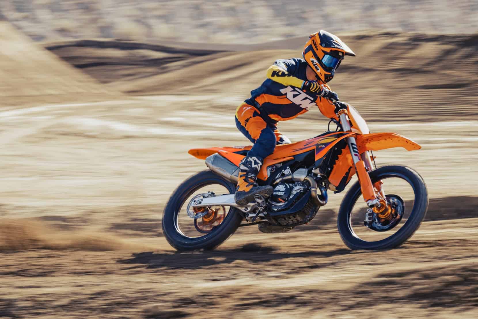 Die KTM SX-Reihe des Modelljahres 2026 setzt neue Massstäbe - CROSS Magazin