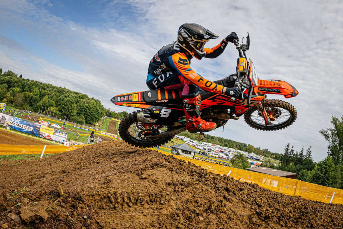 Jordi Tixier triumphiert im Samstagsrennen von Holzgerlingen - CROSS Magazin